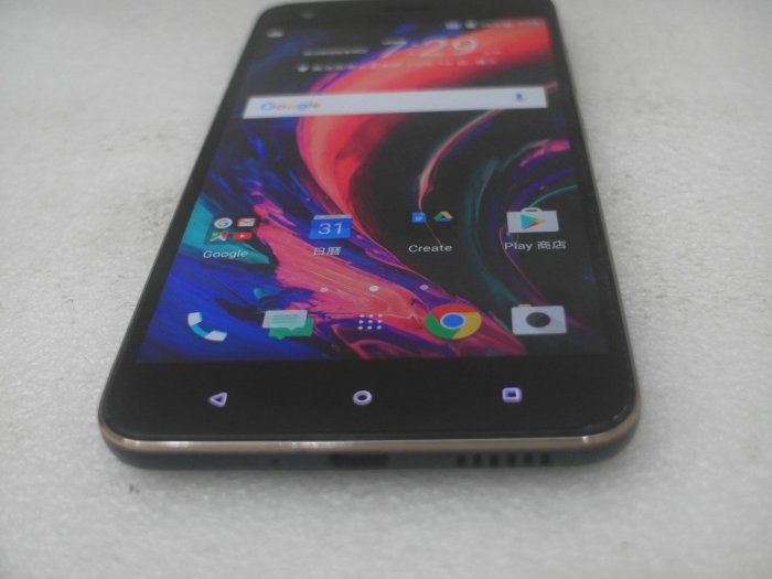 [快樂99]-HTC D10i [刊登時可開機.可觸控.可重設.其他請自行檢測問題]-99元起標(E245) | Yahoo拍賣