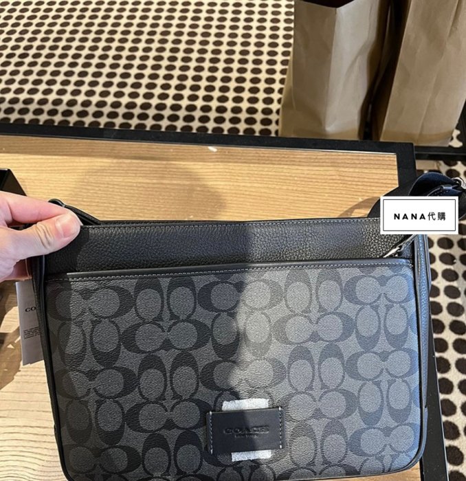 NaNa代購 Coach CH078 經典標誌男士斜背包 舒適寬肩帶 男士側背包 內置拉鏈隔層 附購證 買即送禮 | Yahoo拍賣