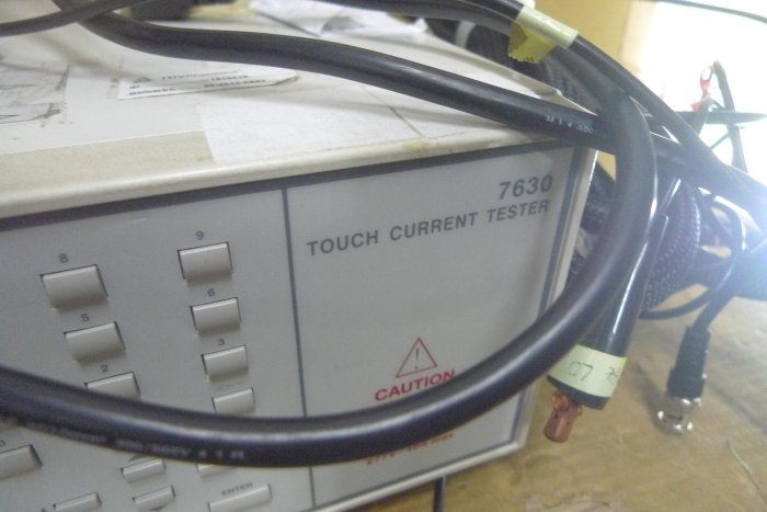 以琳隨賣屋~EXTECH 7630 接觸電流測試器 過電 無測『一元起標』K(x1769) | Yahoo拍賣