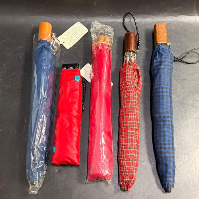 【藏舊尋寶屋】老日本 復古花紋自動傘/開摺疊傘/老式雨傘 懷舊手柄設計 多款花色 共14入※0422162-2N※ | Yahoo拍賣