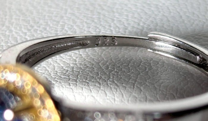 【天然馬達加斯加藍寶0.98CT 戒指 銀台 附台大證書】 | Yahoo拍賣