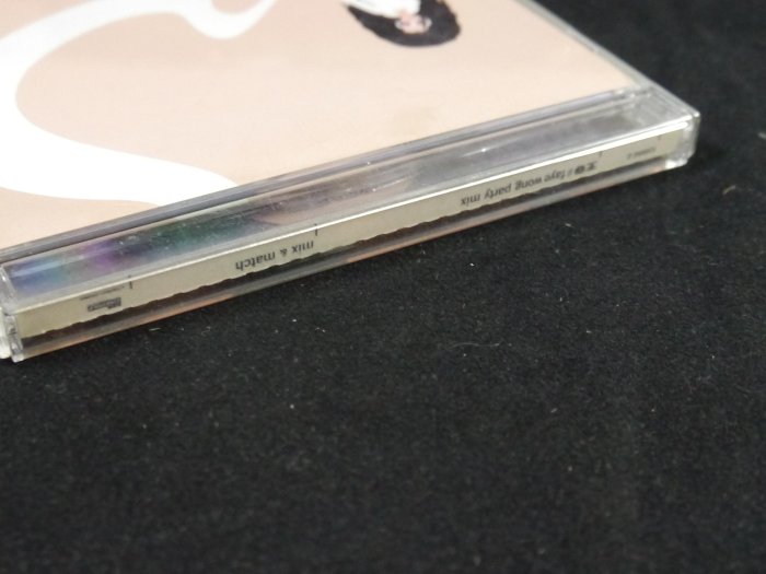 【阿輝の古物】CD_王菲 MIX AND MATCH 播放正常 外殼有裂痕_有IFPI_#E31_1元起標無底價 | Yahoo拍賣