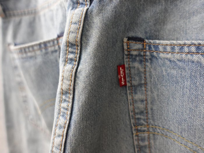 CA 美國品牌 LEVI'S 502 大E 淺藍仿舊刷紋 小直筒 牛仔褲 31腰 一元起標無底價C67 | Yahoo拍賣