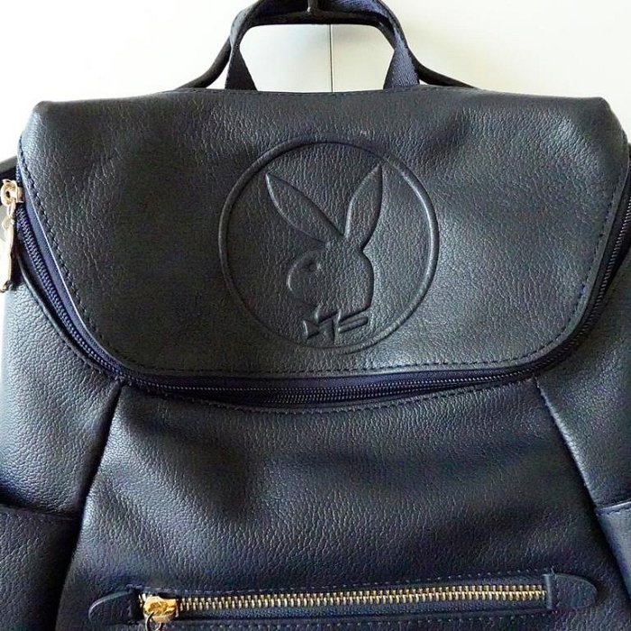 一元起標～當 我 們 在 衣 起C-WIT＊╯全新專櫃PLAYBOY個性雜誌款包 | Yahoo拍賣