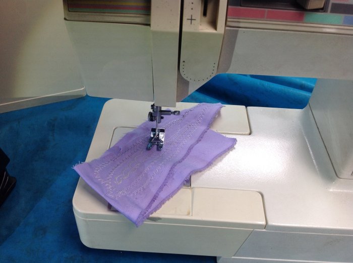 家庭用縫紉機、勝家SINGER 9124型 ，不用更換底線，全自動 、家用修改衣服、半年保固 | Yahoo拍賣