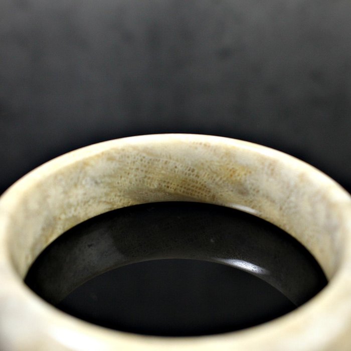 【桑園の】老件收藏 珊瑚玉 鳳尾紋 玉鐲 圓鐲 手鐲 (委託品) D 7372 B26 | Yahoo拍賣