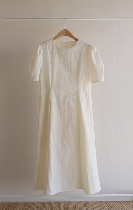 Bellee 正韓 夏日清涼♥不貼膚公主袖腰身洋裝 (2色) 【0616-8】 | Yahoo拍賣