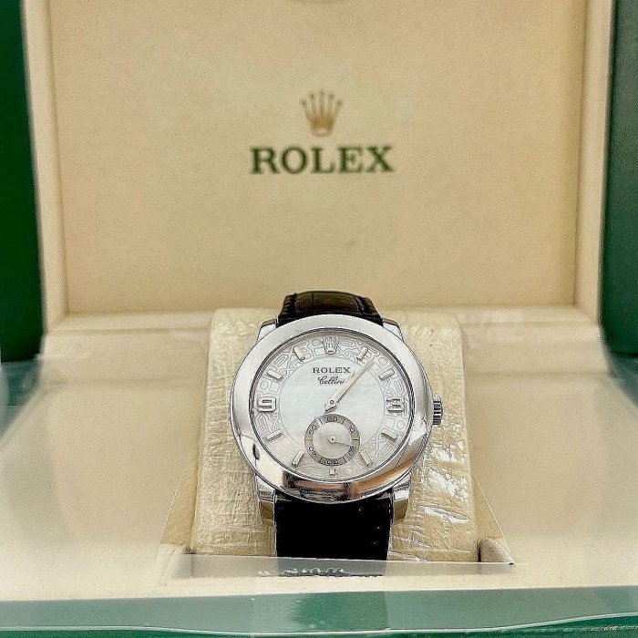 【萬永名錶】Rolex ♛ 勞力士 Cellini 5240 貝母面 PT950 無單 | Yahoo拍賣