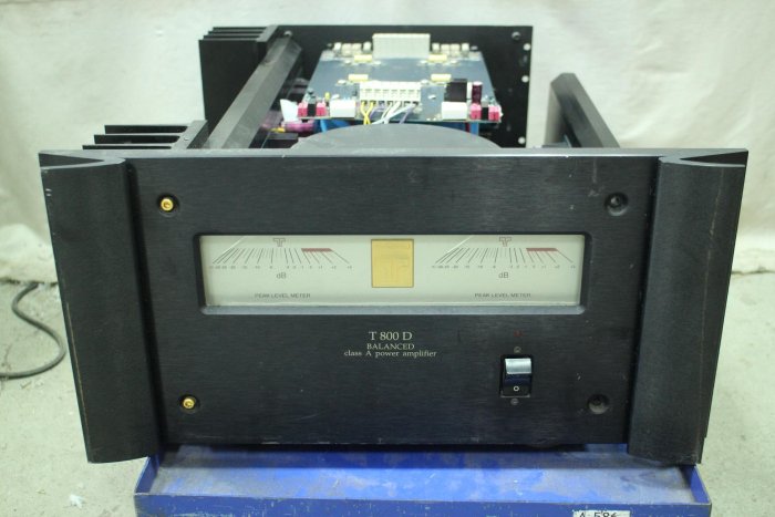 【億通物流】THRESHOLD T800 後級擴大機(零件機)(限自取)【一元起標】 | Yahoo拍賣