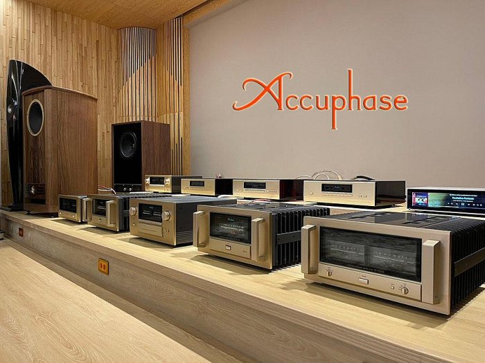 ~台北台中鳳誠影音~ 日本製 Accuphase C2820 可無息分期，全平衡 AAVA 次旗艦前級功率擴大器 台笙貨，客戶升級稀有釋出 ...