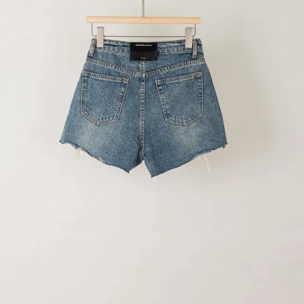 小V私家~ alex wang 2025新款 磨毛破邊 女の個性時尚鬚邊牛仔短褲 3色 (U1994) | Yahoo拍賣