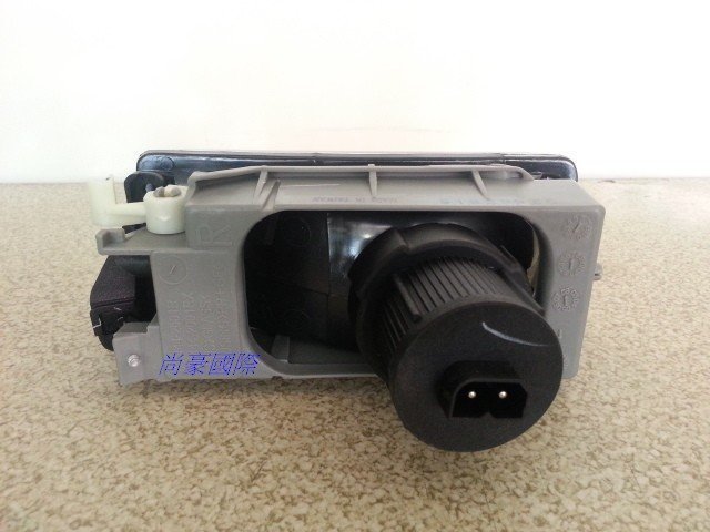 BMW E36 全新原廠型 霧燈 另有 E46 E90 E34 E39 E60 E38 E65 E87 E53 E70 | Yahoo拍賣