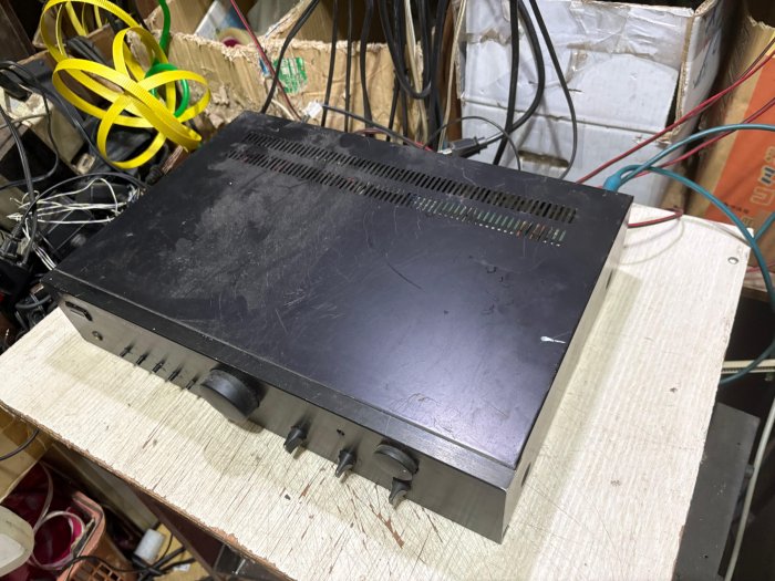 一元起標！零件機..丹麥caster cf-303鐵殼晶體擴大機..148 | Yahoo拍賣