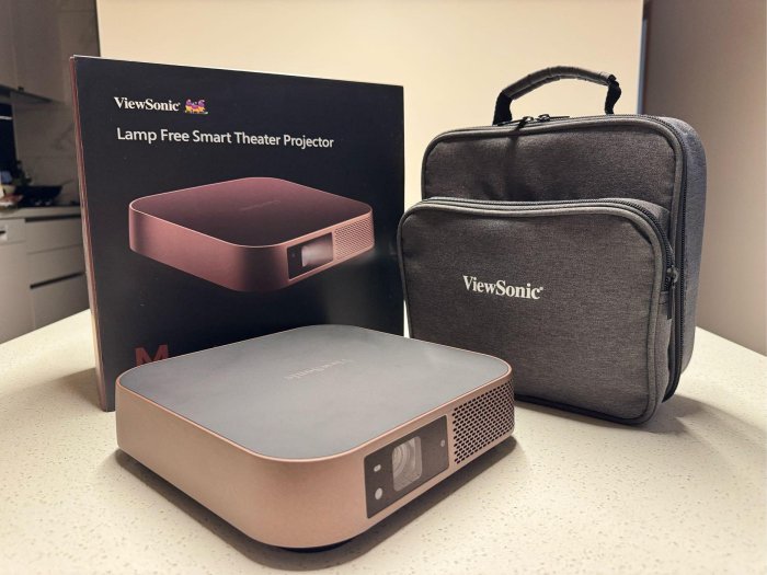 《買就送架子》二手 近全新 Viewsonic M2 投影機 VS17808 LED露營開會看電影 | Yahoo拍賣