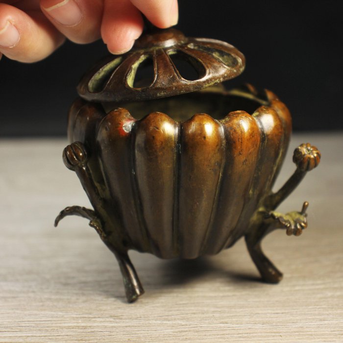 【桑園の】香道具 銅雕 357g 精美南瓜 瓜藤三足 款 許軒 薰香爐 銅香爐 P 5206 | Yahoo拍賣