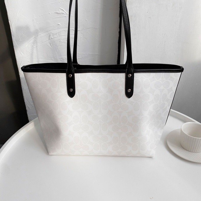 NaNa代購 COACH 91381 托特包 可放A4 單肩包 容量大 雙面使用 經典款式 附購證 買即送禮 | Yahoo拍賣