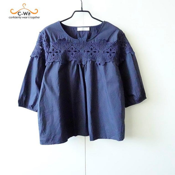 一元起標～當 我 們 在 衣 起C-WIT＊╯全新專櫃YASA襯布蕾絲設計上衣L | Yahoo拍賣