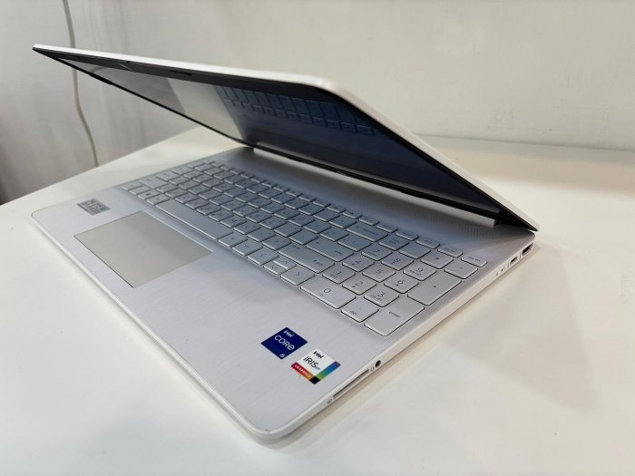 【艾爾巴二手】HP 15SFQ5030TU I5-1235U 12G 500G 15.6吋白#二手筆電#新竹店779X8 | Yahoo拍賣