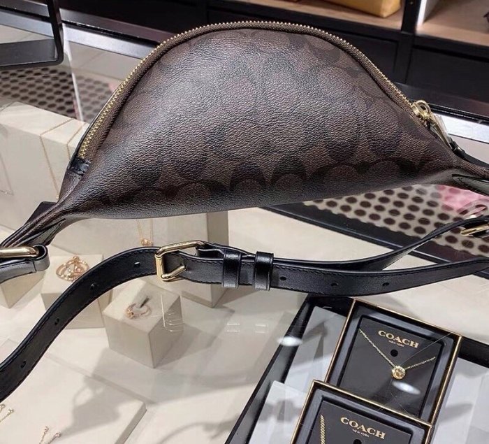 （Outlet特惠）COACH 48741 新款女士Balt Bag腰包 運動型 胸包 附購買證明 | Yahoo拍賣