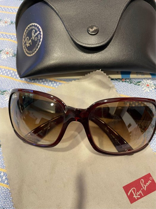 二手品 雷朋眼鏡～義大利製 女款 Ray-Ban | Yahoo拍賣