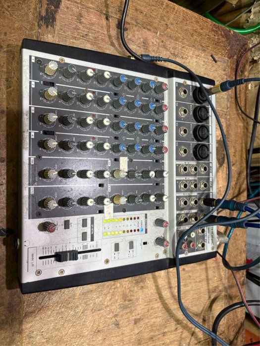 低價起標！零件機...phonic mm1202 小型混音器...574 | Yahoo拍賣