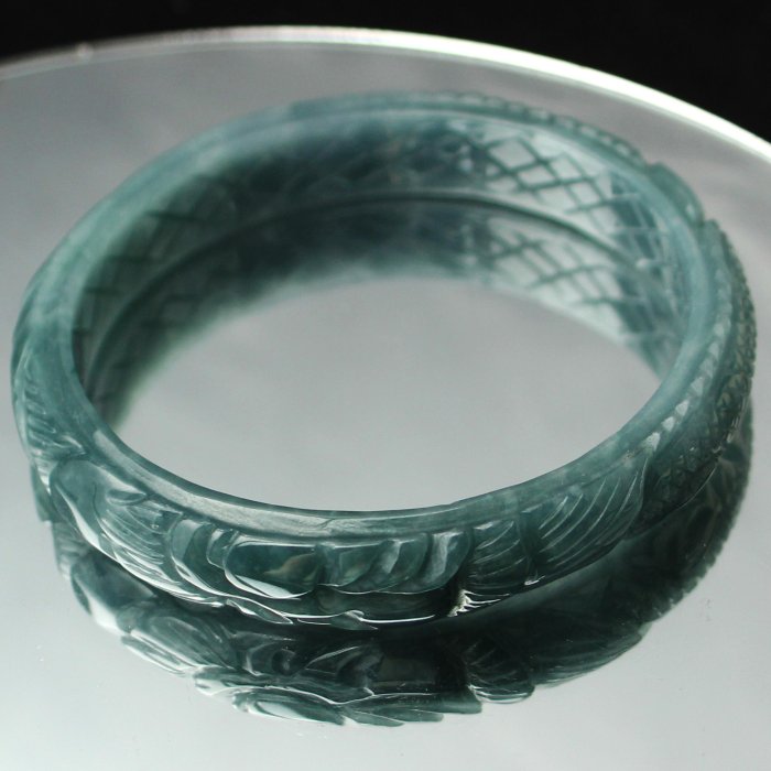 【桑園の】天然翡翠 A貨 藍水 龍鳳雕花 手鐲 古首飾 盒/證書附 (委託品) Q 8024 A01 | Yahoo拍賣