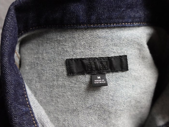 CA 日本品牌 UNIQLO 女款 深藍 彈性牛仔外套 M號 一元起標無底價E176 | Yahoo拍賣