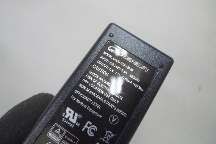 以琳の屋~庫存品 GS2D-015-120-M 12V 1250MA 變壓器 兩個一起賣 功能正常『一元起標』---L(x1722)57 | Yahoo拍賣