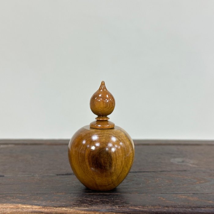 【居寶屋】精選 肖楠 小聚寶盆 原木清香 天然紋路 開運招財 聚氣納財 居家辦公室 開運擺件 一元起標 B228 | Yahoo拍賣