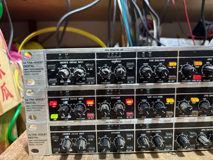 低價起標！零件機...專業BEHRINGER VX2496 麥克風前置放大器三台 | Yahoo拍賣
