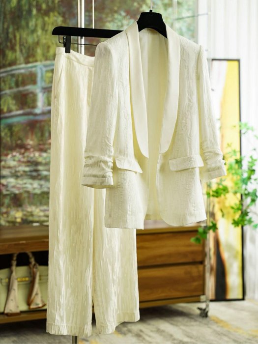 巴黎小時光一間外貿老店 ️ YT 明暗交錯間藏著克制的精緻~！ 褶皺醋酸青果領西裝套裝褲女0725 | Yahoo拍賣