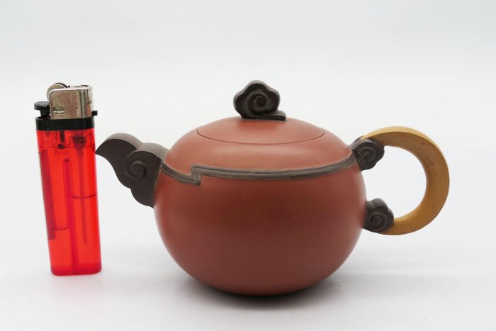 (小蔡二手挖寶網) 早期 王紅娟 國家級助理工藝美術師 茶壺 茶器 易碎 收藏品 總重量約189g 行家自行鑑定 商品如圖 100元起標 無底價 | Yahoo拍賣