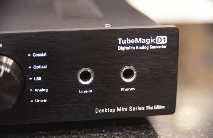 [ 一元音響 ] 全新品! 令人驚豔的小傢伙 美國 Maverick Audio TubeMagic D1 Plus 真空管前級擴大機 ...