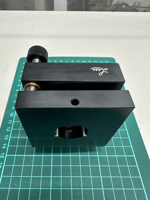 Lees Kinematic Lens Mount鏡架雷射調整架（laser 雷射 光學元件) | Yahoo拍賣