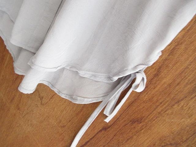 《芬芳衣櫃》☆°精緻推薦MANUFACTURER BY:YZ˙灰色無印風側綁帶上衣(F)~1860 | Yahoo拍賣