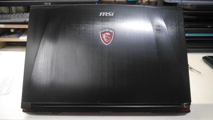 T059 MSI MS-16JB i7六代 八核心筆電 百元起標 | Yahoo拍賣
