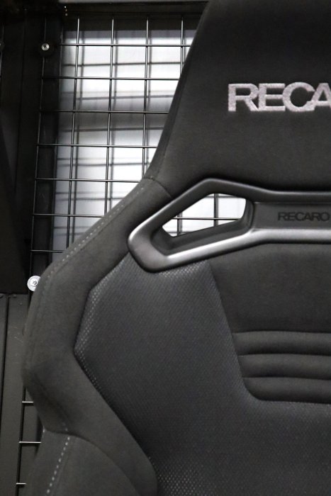 全新進口最新款RECARO SRC BK黑色 可調賽車椅 非BRIDE SPARCO OMP | Yahoo拍賣