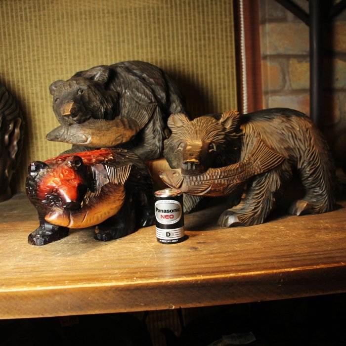 【桑園の】 日本老木雕 捕魚熊家族 三隻一拍 2.6kg 職人手雕 整塊實木 作家款 (委託品) P 5075 A12 | Yahoo拍賣