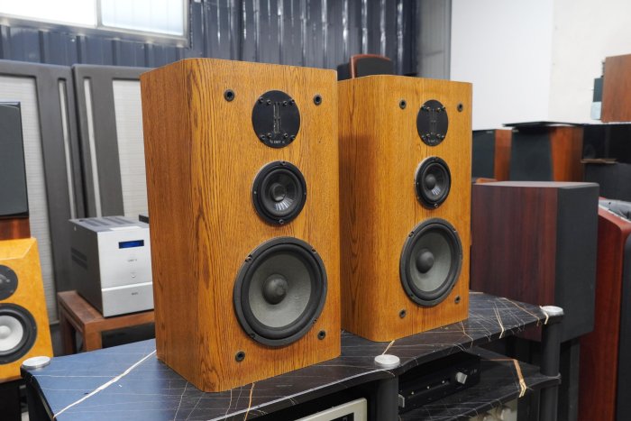 【夢響音響工作室】 注意！！此標當瑕疵品競標並得標限自取 INFINITY RS 4000 三音路大型書架喇叭 一元起標！！ | Yahoo拍賣