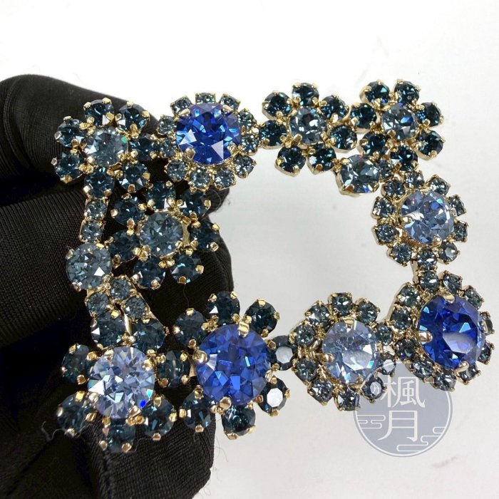 【一元起標 12/16】ROGER VIVIER 藍色鍛面水鑽頭皮帶 #80 | Yahoo拍賣