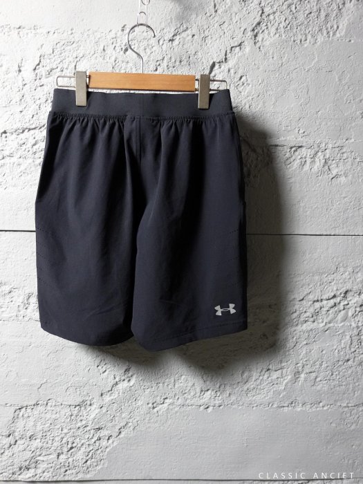 CA 美國運動品牌 UNDER ARMOUR 黑色 運動短褲 M號 一元起標無底價D117 | Yahoo拍賣