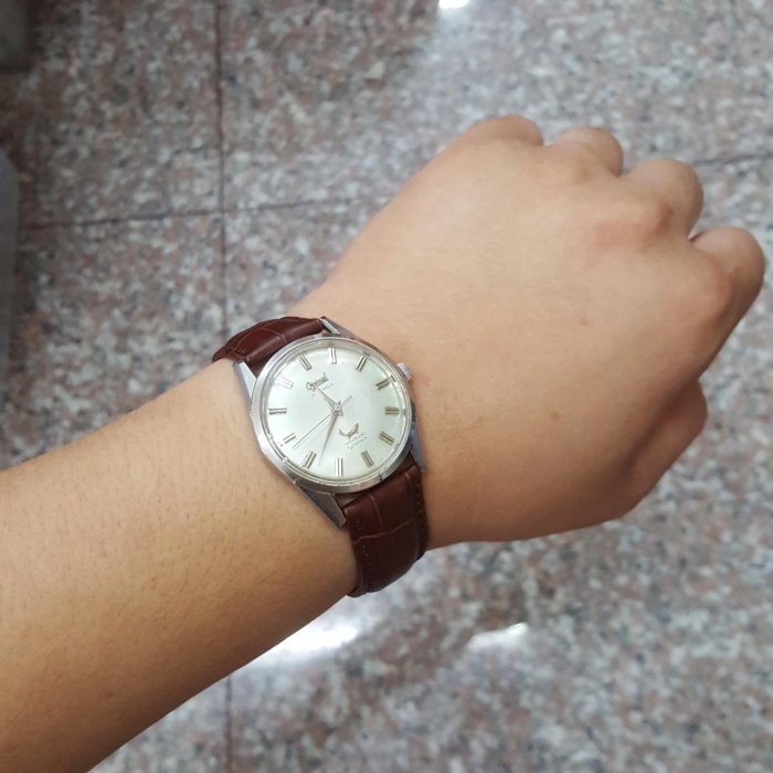 極品 38mm＜手上鏈＞愛其華 Ogival 瑞士錶 機械錶 漂亮 絕版 老錶 值得收藏配戴 A1 | Yahoo拍賣