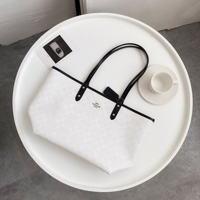 NaNa代購 COACH 91381 托特包 可放A4 單肩包 容量大 雙面使用 經典款式 附購證 買即送禮 | Yahoo拍賣