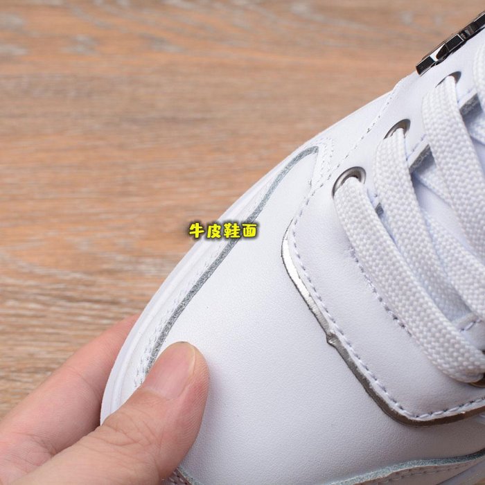 25mart【一元起標】美國 DKNY 男 牛皮 真皮 立體字母 休閒鞋 白色 43 | Yahoo拍賣