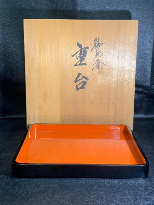 【藏舊尋寶屋】昭和時期 傳統漆藝 輪島塗 塗師路幸作 落款 朱黑漆木胎四方盆 附題字木盒(一元起標)※0904639-170GS※9/22 ...
