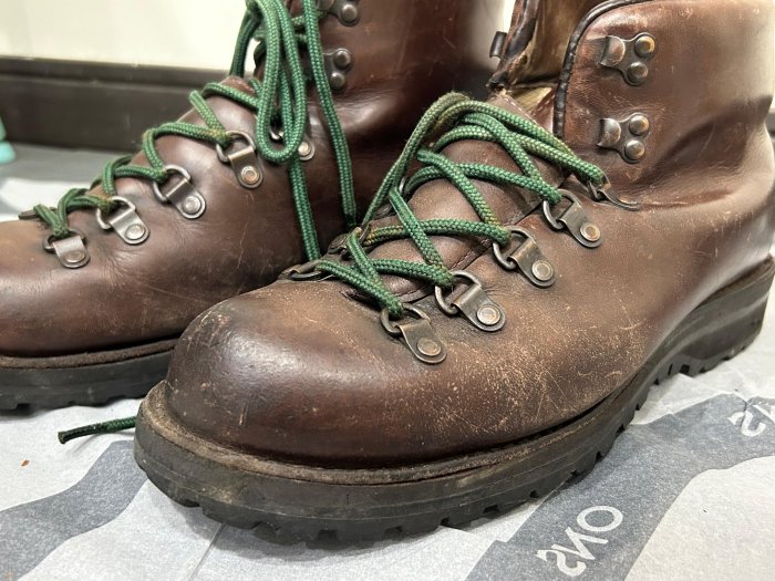 《Classic Hunter》一元起標優質美品美國製經典Danner【黑標Mountain Light II 30800 gore-Tex登山靴】9.5EE | Yahoo拍賣