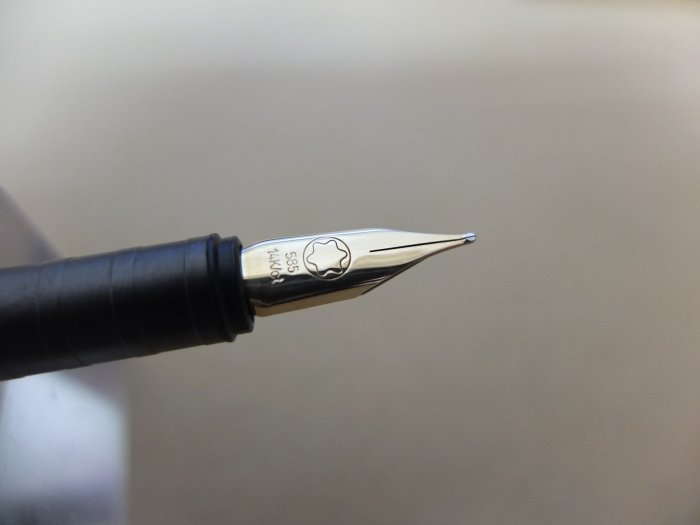 Montblanc Titano 17120 萬寶龍 鈦製 鋼筆 | Yahoo拍賣