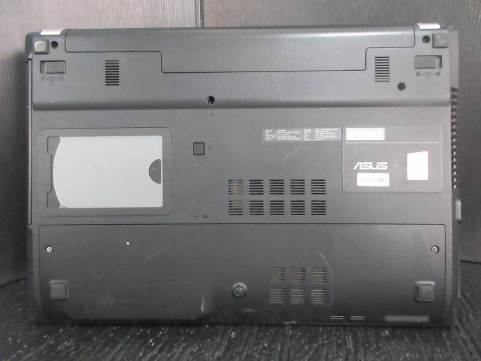 筆電零件機 14吋 華碩 ASUS P45V / Pentium 2020M / R3-2G (可過電開機) | Yahoo拍賣