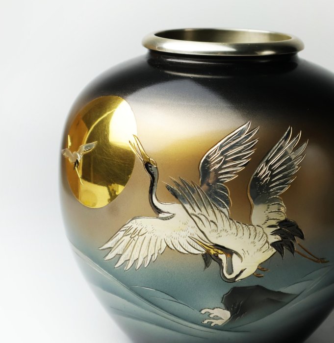 【桑園の】日本 昭和老件 鑄銅 837g 作家款 雕金崁銀 仙鶴 鑄物 銅花瓶 壺型花器 桐箱附 T 7306 | Yahoo拍賣