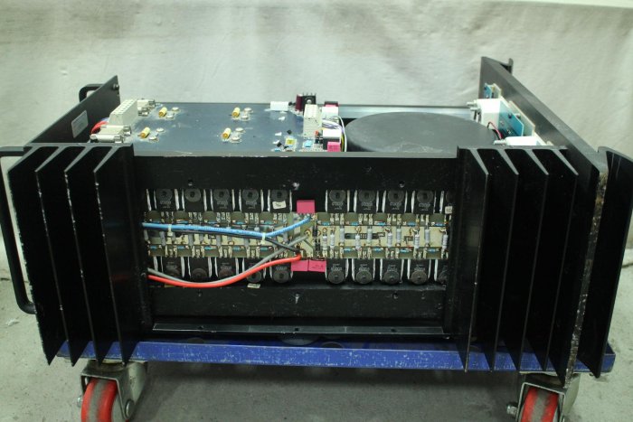 【億通物流】THRESHOLD T800 後級擴大機(零件機)(限自取)【一元起標】 | Yahoo拍賣